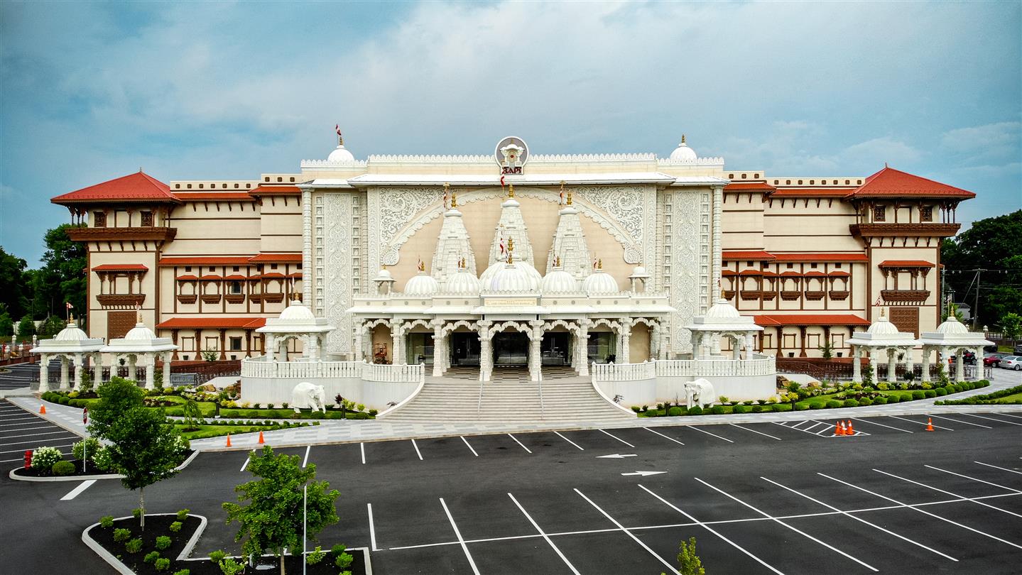 BAPS Sri Swaminarayan Mandir Edison - Hindu Temples in USA